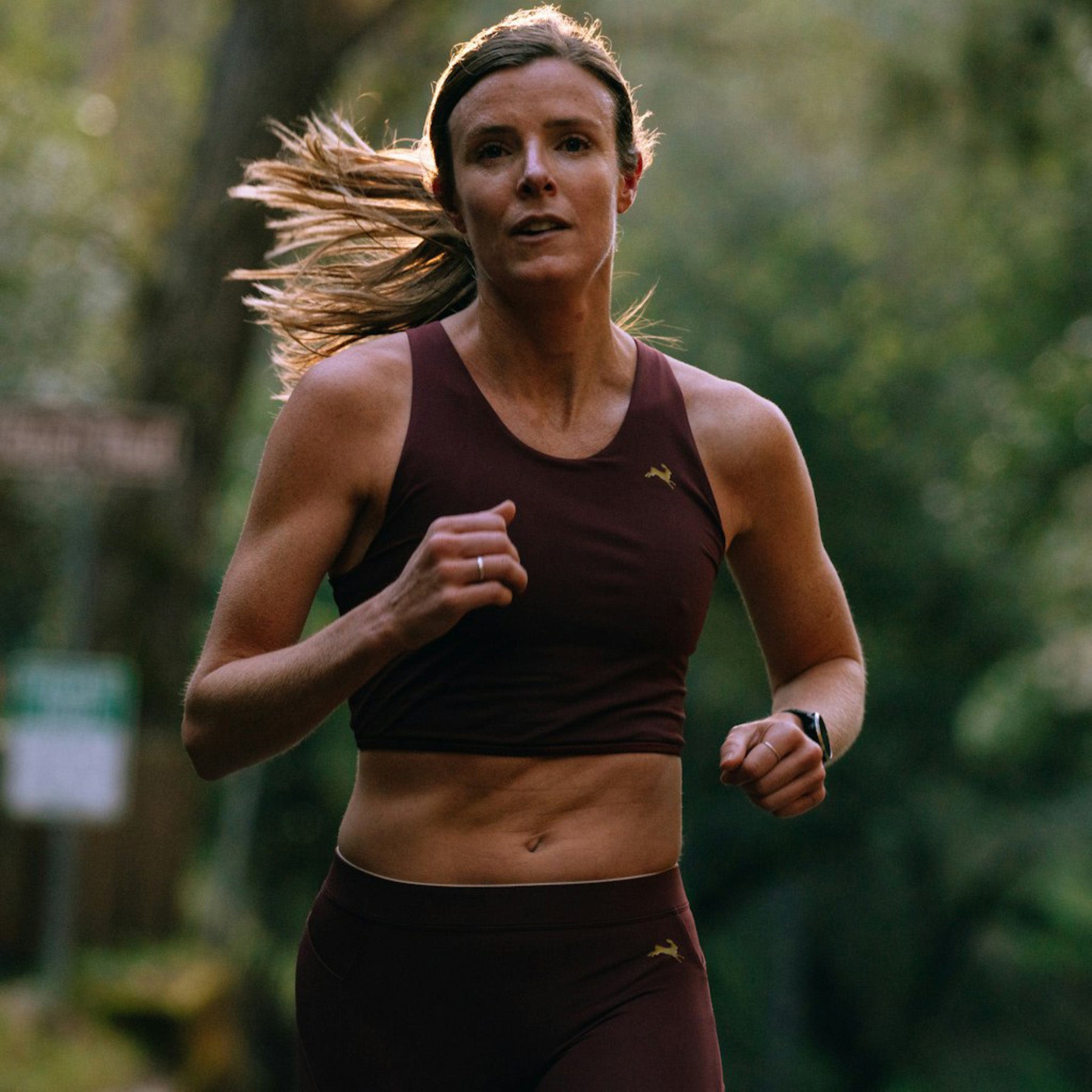 Tracksmith Women's Turnover Crop Top - Navy – Le Club